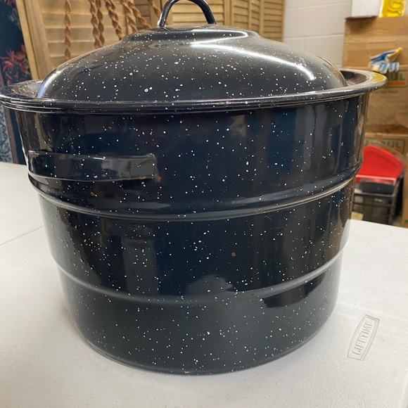 Kitchen | Large Vintage Black And White Speckled Enamel Pot | Poshmark